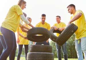 13 Contoh Aktivitas Team Building Kreatif untuk Gathering Kantor - Top ...